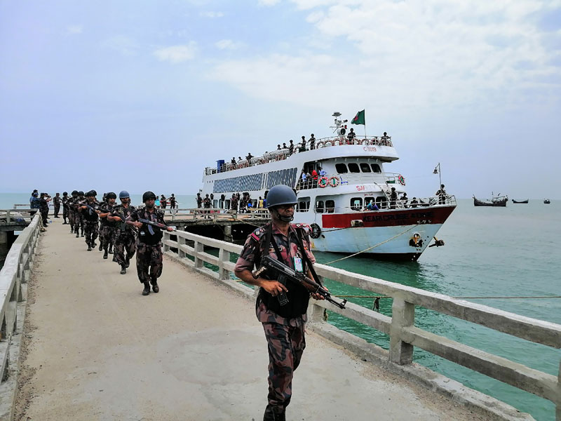 Bangladesh deploys border guards to island near Myanmar | Mizzima ...