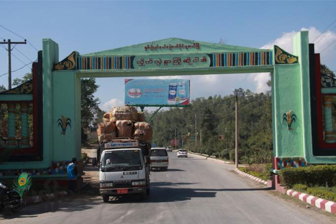 Sino-Myanmar trade value plunges through Muse gate | Mizzima Myanmar ...