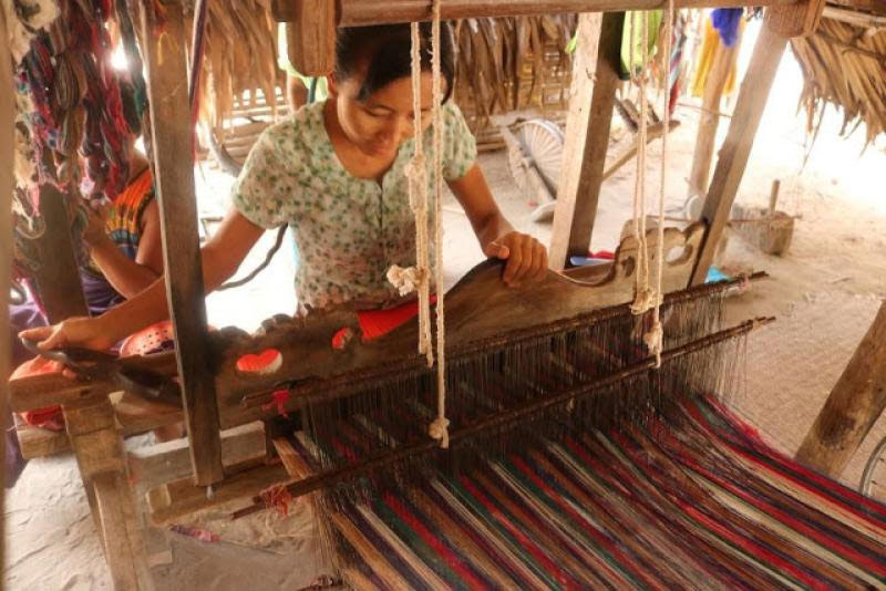 In central Myanmar, traditional crafts help boost income | Mizzima ...