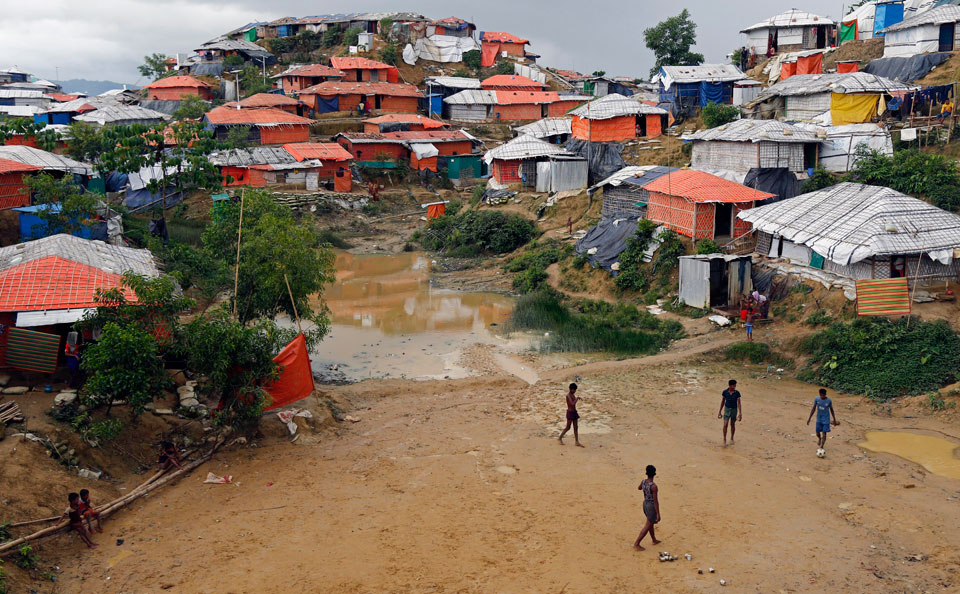 Desperate refugees caught on cross-border narcotics runs: police ...