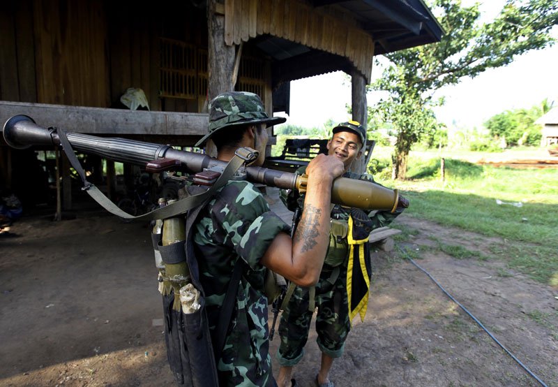 Government forces seize weapons from Kayin fighters | Mizzima Myanmar ...
